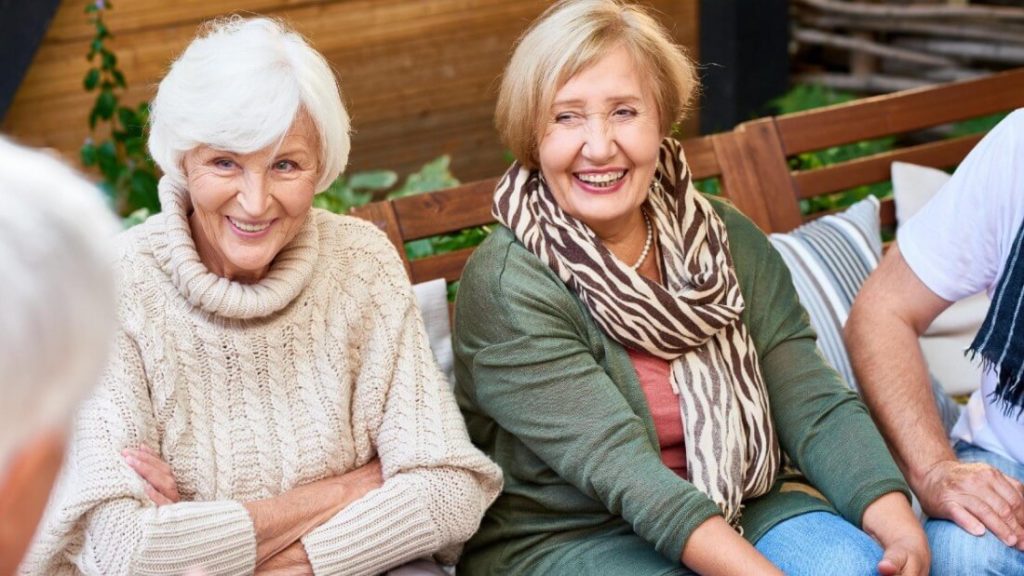 What is Independent Living? - Benchmark Senior Living