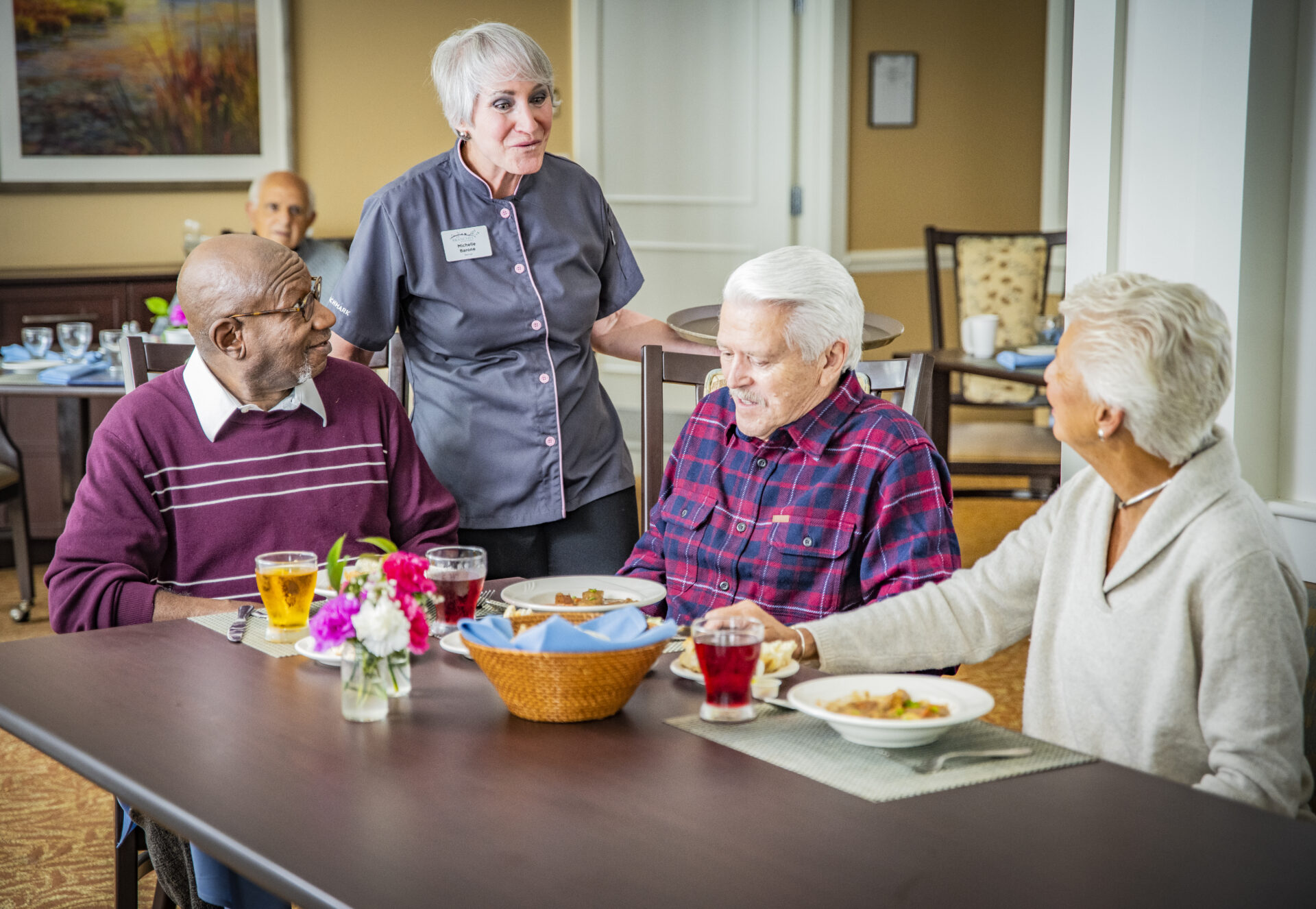 Dining & Nutrition | Benchmark Senior Living